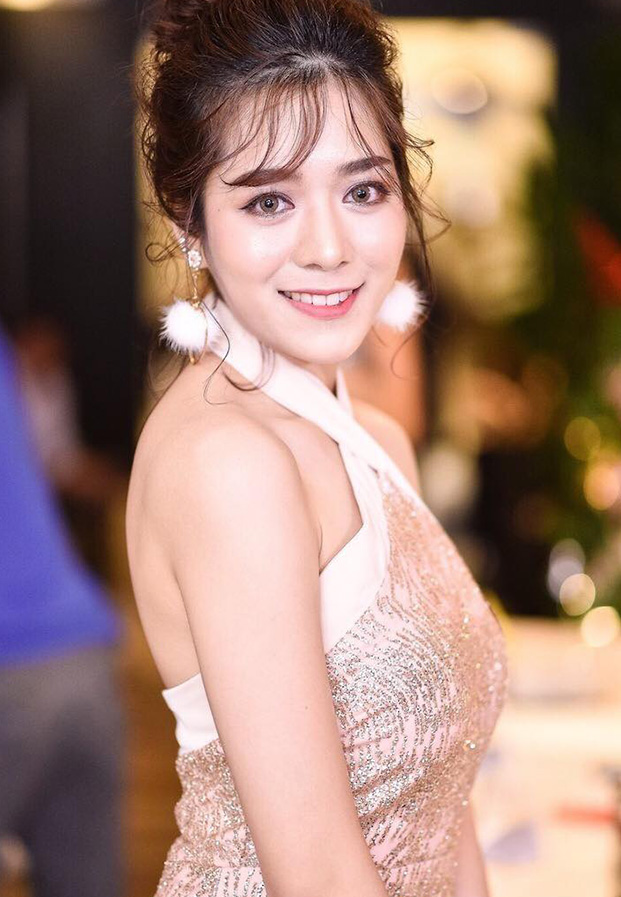 เปิดวาร์ป น้องปอปิ่น สาวน่ารัก พริตตี้ Por Pin เซ็กซี่ ผิวขาวออร่า