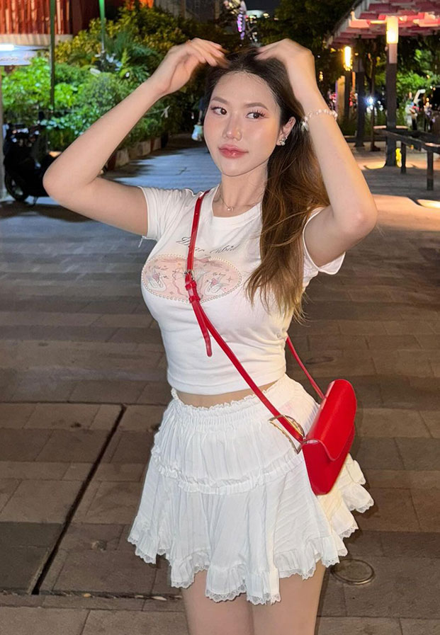 ประวัติ reeya noey สาวน่ารักเน็ตไอดอล ขาวออร่าเซ็กซี่น่ารัก